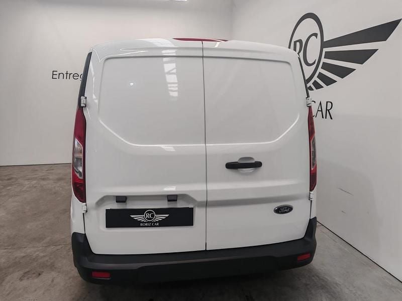 Usado 2017 Ford Transit Connect 120 HP Monovolume – 4730 Ribeira (Stand ...
