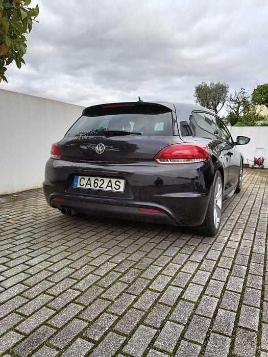 Usado 2011 VW Scirocco R-line 211 HP Coupé – (Privado) – € 7.000 ...