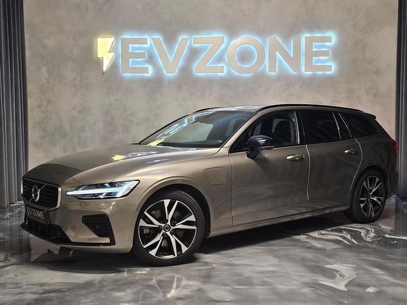 Usado 2020 Volvo V60 R-Design 390 HP Carrinha – 1500 Lisboa (Stand) – € ...