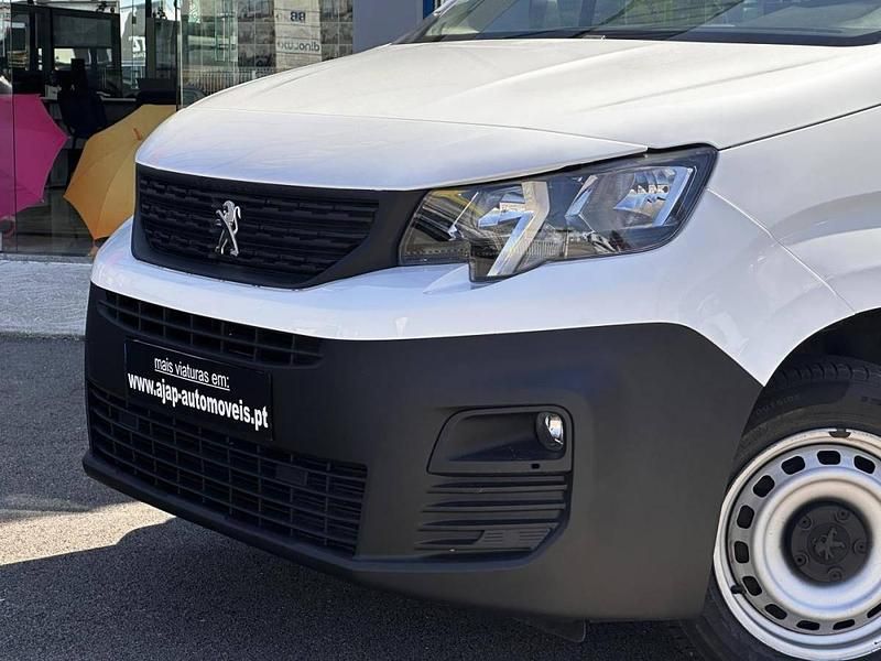 Usado 2021 Peugeot Partner 101 HP Monovolume – 3750 Zona Industrial En ...