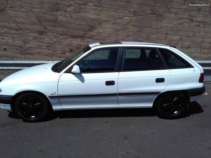 Sold Opel Astra 1.6 Si SPORT - 94 - Carros usados para venda