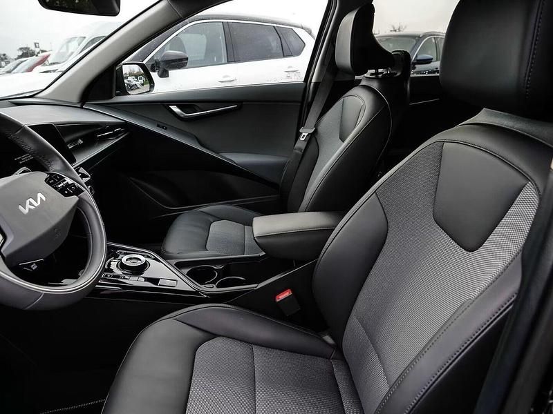 Usado 2023 Kia e-Niro Spirit 204 HP SUV – 2745 Lisboa (Stand) – € 28. ...