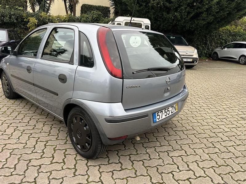 Usado 2005 Opel Corsa 75 HP Sedan – Lisboa (Stand) – € 2.600 (Preço ...