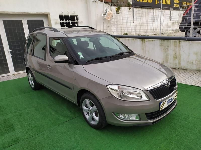 Usado 2013 Skoda Roomster Ambition 75 HP Monovolume – 2675 Lisboa ...