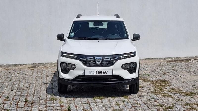 Usado 2021 Dacia Spring Comfort Plus 45 HP Citadino – 4425 Porto (Stand ...