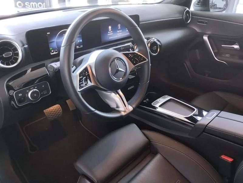 Usado 2023 Mercedes A200 Advanced 163 HP Sedan – 4835 Silvares ...