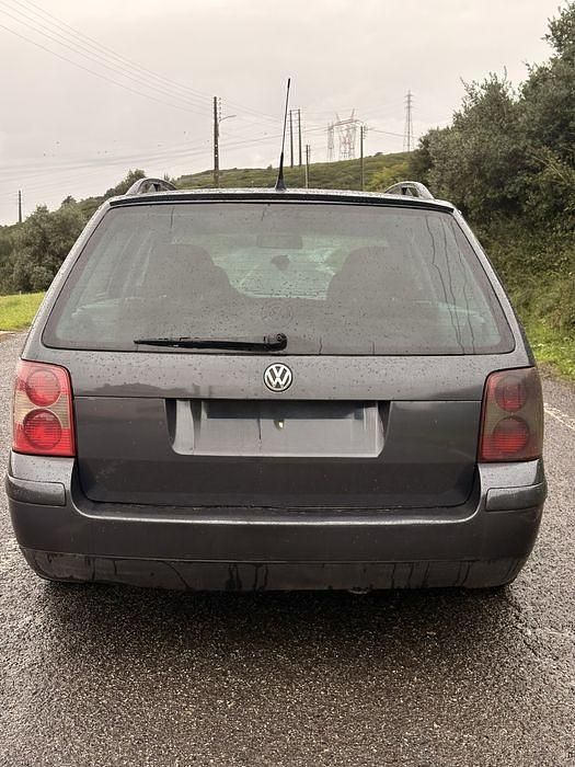 Usado 2001 VW Passat 170 HP Sedan – Lisboa (Privado) – € 3.000 (Preço ...