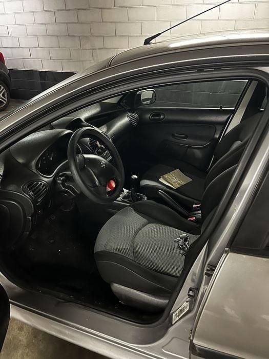 Usado 2003 Peugeot 206 Sedan – Lisboa (Privado) – € 1.500 (Não avaliado ...