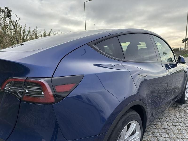 Usado 2024 Tesla Model Y 299 HP SUV – Porto (Privado) – € 38.000 (Preço ...