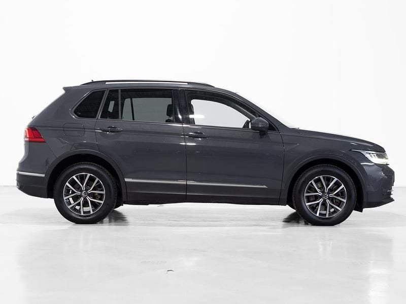 Usado 2021 VW Tiguan Life 245 HP SUV – 2495 Santarém (Stand) – € 19.990 ...