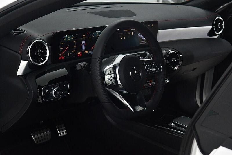 Usado 2022 Mercedes CLA180 AMG line 116 HP Sedan – 3520 Viseu (Stand ...