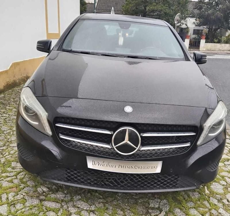Usado 2014 Mercedes A160 90 HP Citadino – 7005 Évora (Stand) – € 12.900 ...