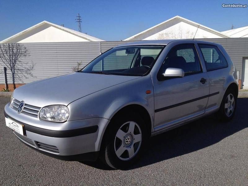 VW Golf IV: 213 usados de 11 websites para venda - AutoUncle