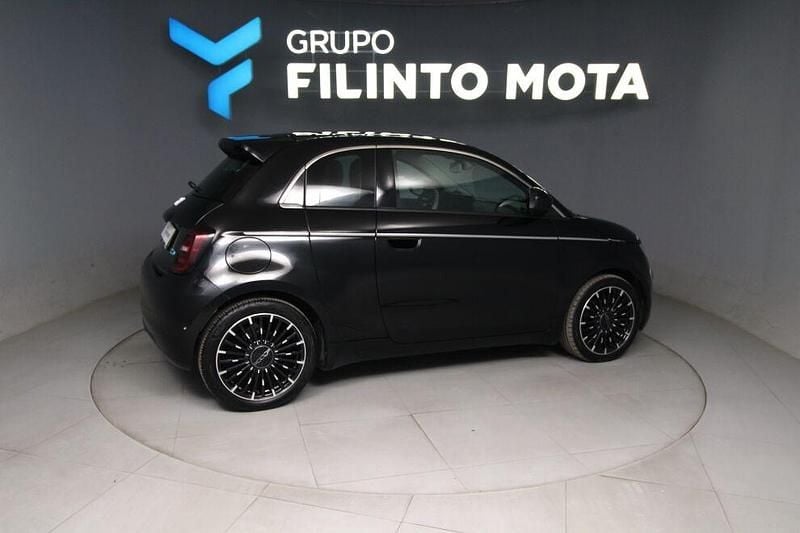 Usado 2022 Fiat 500e La Prima 118 HP Citadino – 4835 Braga (Stand) – € ...