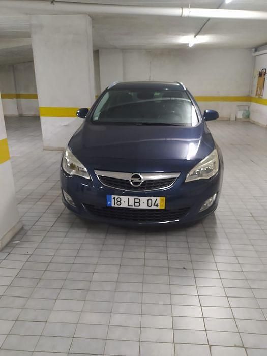Usado 2010 Opel Astra Cosmo 100 HP Carrinha – Lisboa (Privado) – € 3. ...