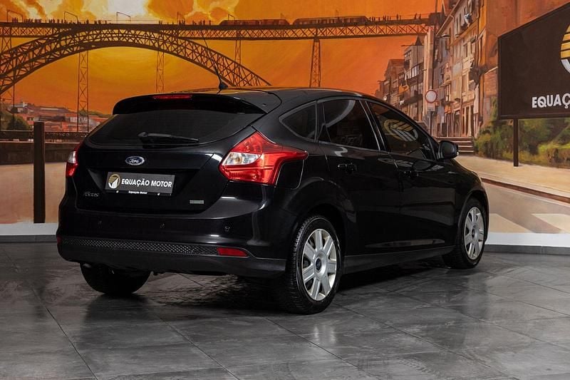 Usado 2014 Ford Focus Trend 100 HP – 4350 Porto (Stand) – € 8.400 ...