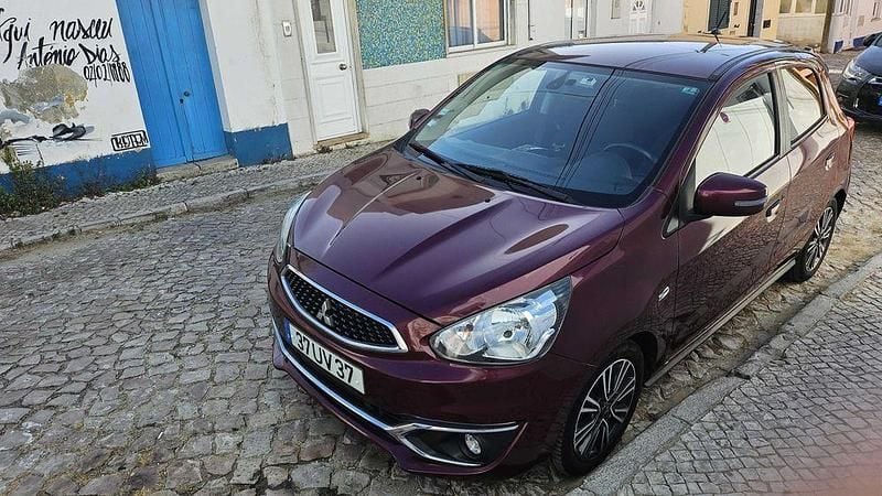 Usado 2018 Mitsubishi Space Star Edition 80 HP Sedan – Setúbal (Privado ...
