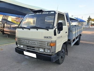 Toyota Dyna usados : 27 para venda - AutoUncle