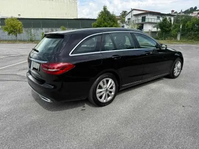 Mercedes C200 do ano 2019 – Confira preços de 31 carros usados