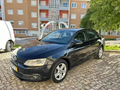 VW Jetta Usado: 36 ofertas com preço verificado | Desde €2.775
