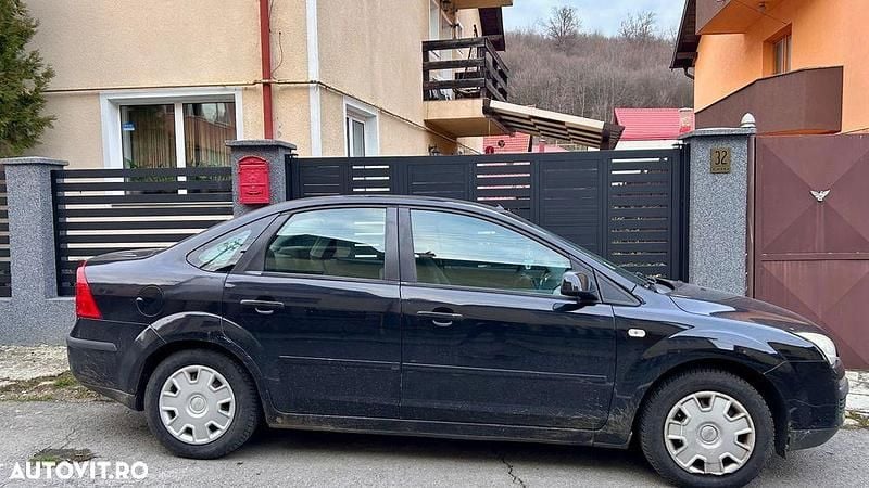 Utilizat 2007 Ford Focus Titanium 100 CP Hatchback – Braşov (Dealer ...