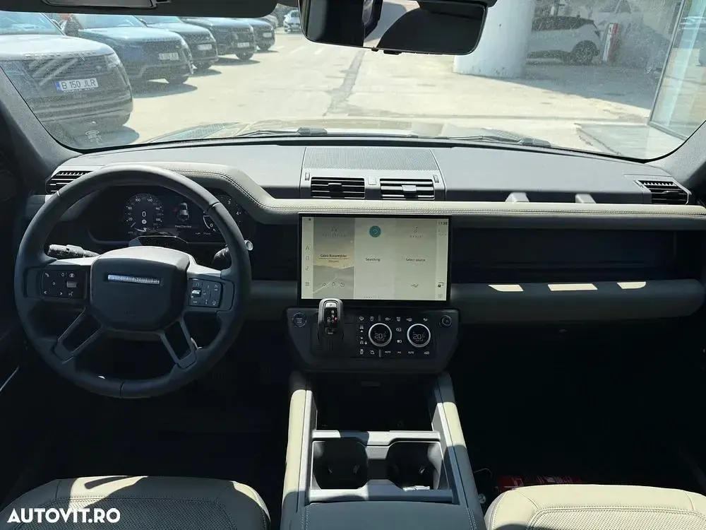 Second-hand Land Rover Defender SE Dynamic 250 CP (2026) în Sos ...