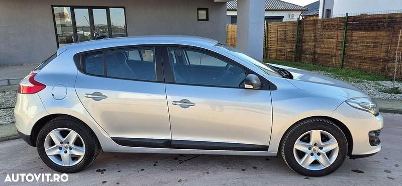 Utilizat 2014 Renault Mégane III Expression 110 CP Hatchback – Ilfov ...