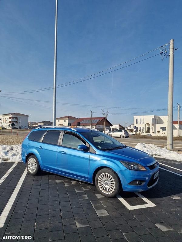 Second-hand 2010 Ford Focus Titanium 110 CP Break – Timiş (Dealer) – 1. ...