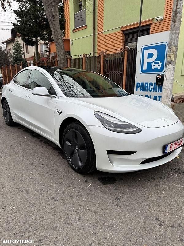 Utilizat 2019 Tesla Model 3 Standard Range Plus 325 CP Berlinǎ ...