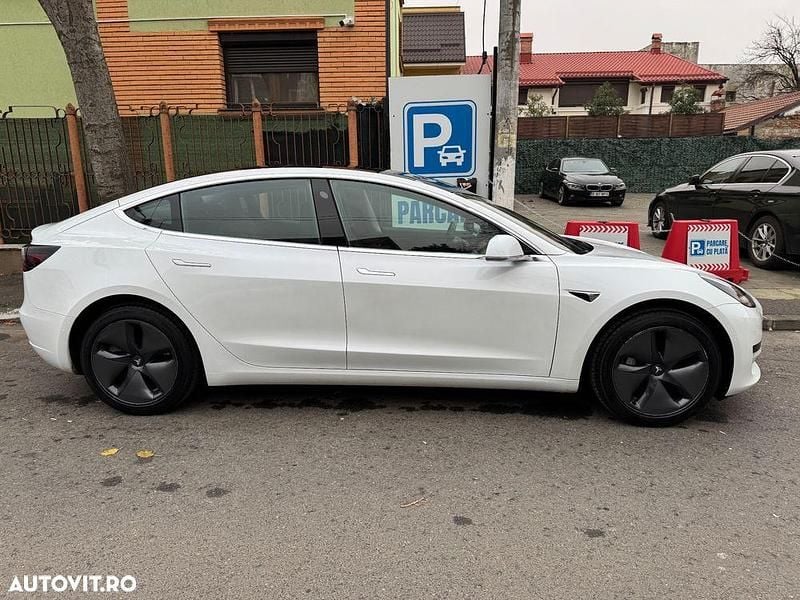 Utilizat 2019 Tesla Model 3 Standard Range Plus 325 CP Berlinǎ ...