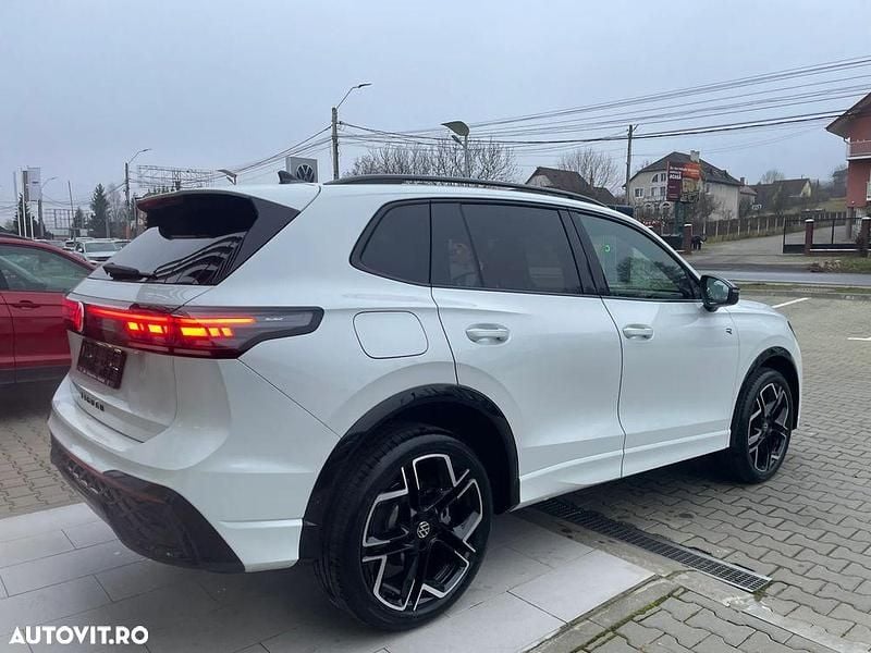 Nouă 2025 VW Tiguan R-line 272 CP SUV – 547367 Corunca nr. - Corunca ...