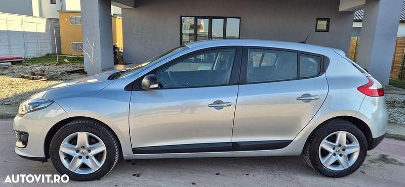 Utilizat 2014 Renault Mégane III Expression 110 CP Hatchback – Ilfov ...