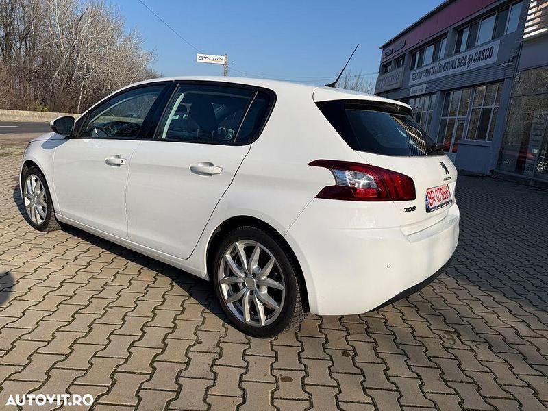 Utilizat 2015 Peugeot 308 Active 120 CP Hatchback – 817027 Str ...