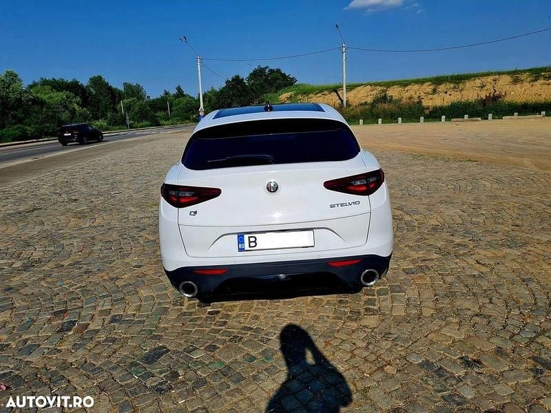 Utilizat 2018 Alfa Romeo Stelvio 280 CP SUV – Mehedinţi (Dealer) – 25. ...