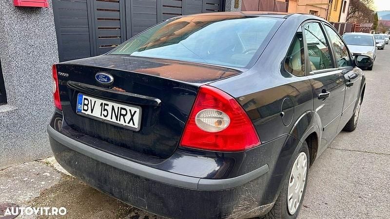 Utilizat 2007 Ford Focus Titanium 100 CP Hatchback – Braşov (Dealer ...