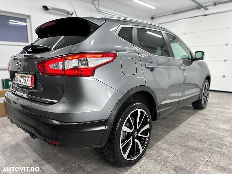 Utilizat 2014 Nissan Qashqai Tekna 130 CP SUV – Argeș (Dealer) – 11.499 ...