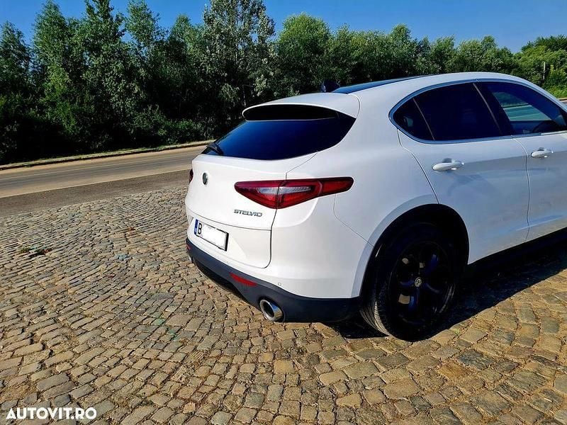 Utilizat 2018 Alfa Romeo Stelvio 280 CP SUV – Mehedinţi (Dealer) – 25. ...