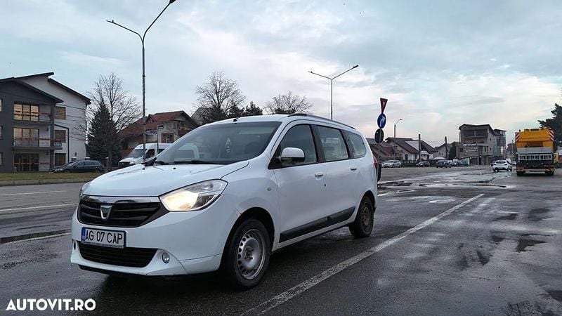 Utilizat 2016 Dacia Lodgy Ambiance 102 CP Monovolum – Argeș (Dealer ...