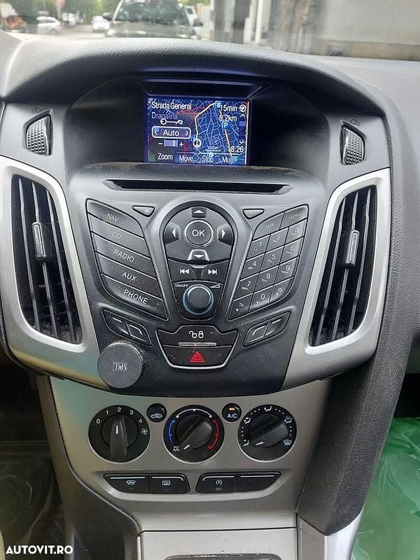 Utilizat 2013 Ford Focus Trend 105 CP Break – Dolj (Dealer) – 2.600 EUR ...