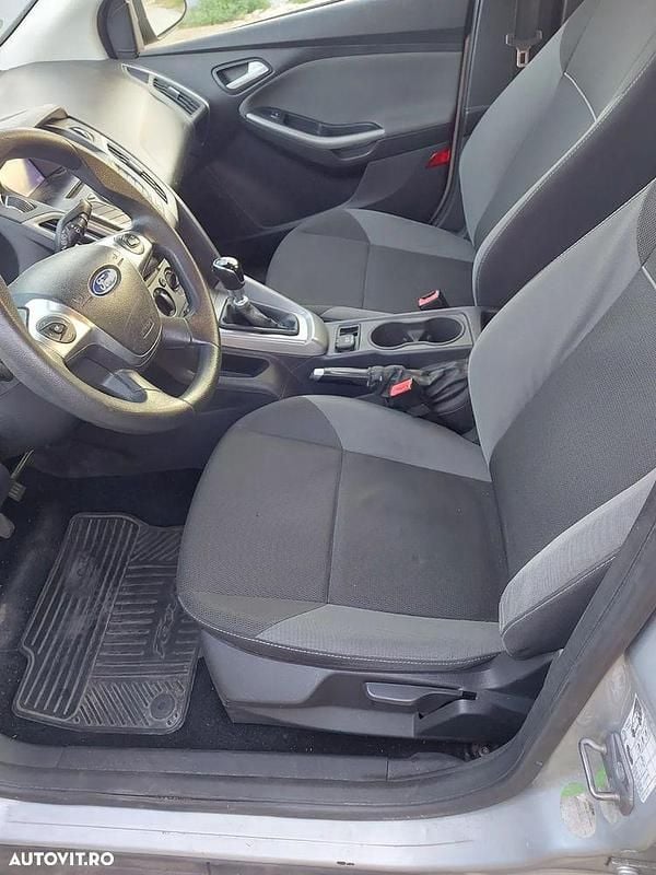 Utilizat 2013 Ford Focus Trend 105 CP Break – Dolj (Dealer) – 2.600 EUR ...