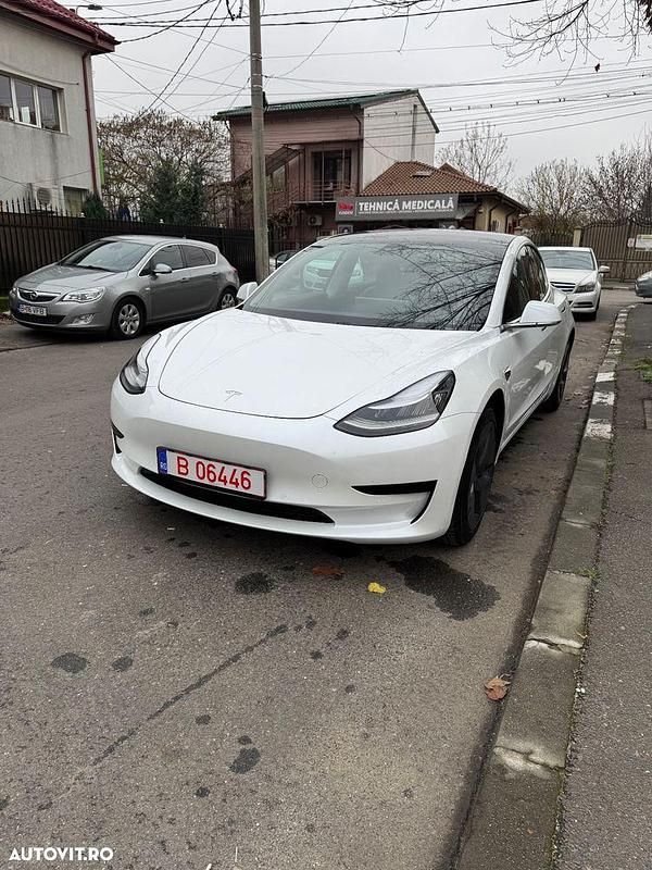 Utilizat 2019 Tesla Model 3 Standard Range Plus 325 CP Berlinǎ ...