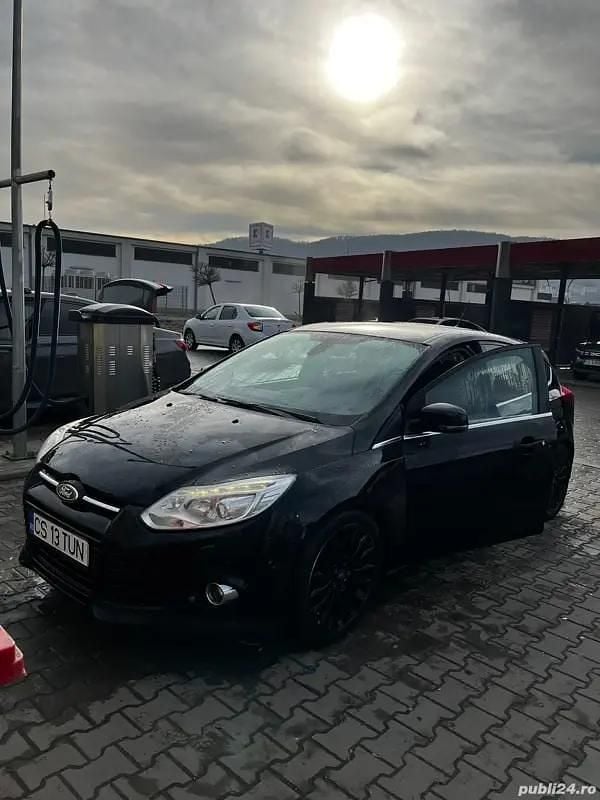 Utilizat 2011 Ford Focus Zetec 182 CP Hatchback – (Privat) – 7.800 EUR ...
