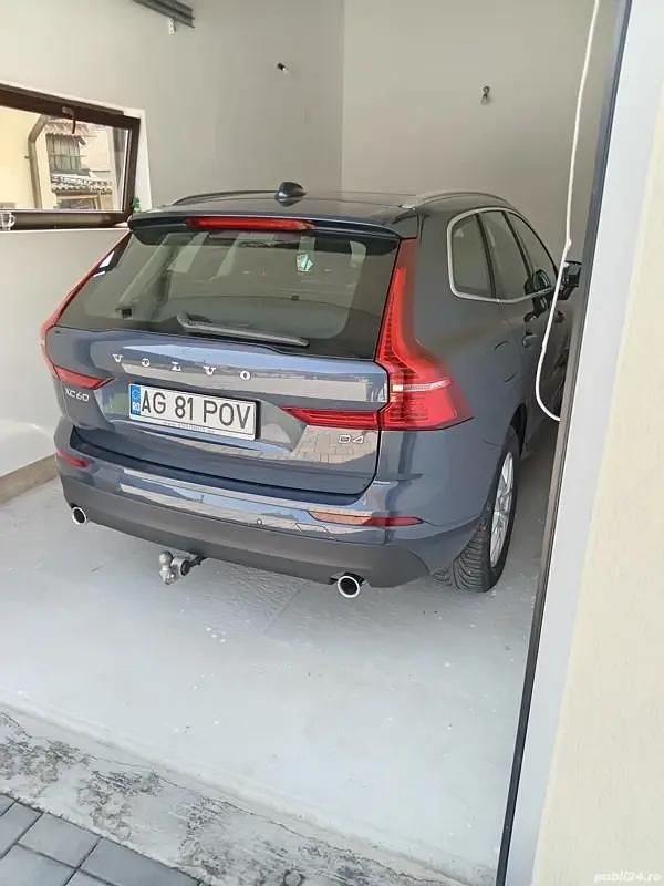 Utilizat 2020 Volvo XC60 Momentum 190 CP SUV – Argeș (Privat) – 26.500 ...