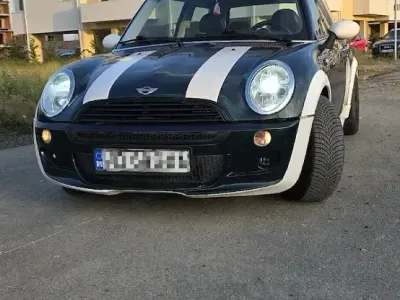 588 Mini second-hand de vânzare - AutoUncle