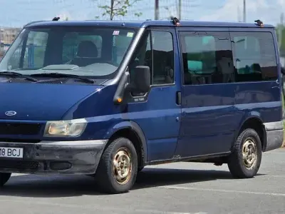 21 Ford Transit 2006 second-hand de vânzare - AutoUncle