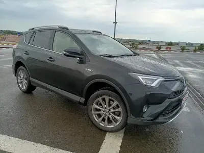 3.838 Toyota second-hand de vânzare - AutoUncle
