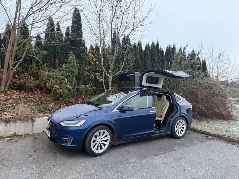 Begagnad 2017 Tesla Model X 423 HK SUV – 16573 Hässelby (Företag) – 335 ...