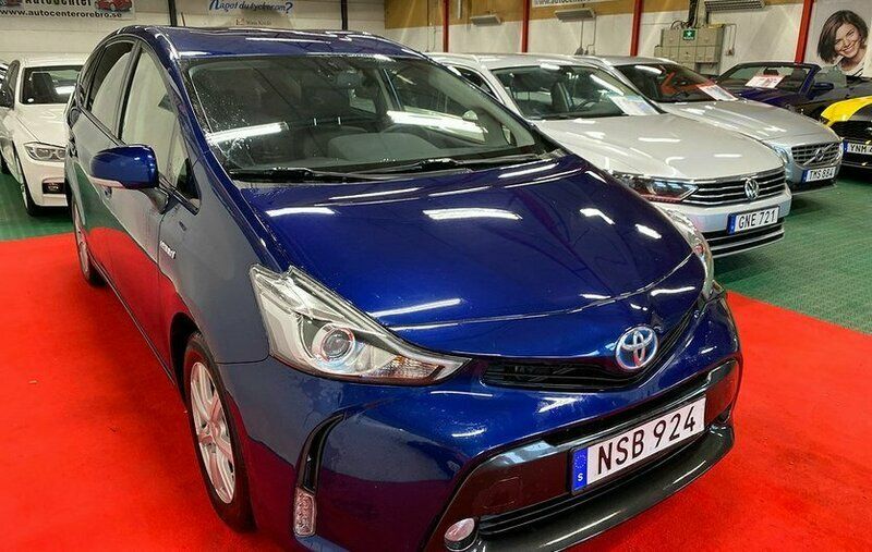 Toyota Prius begagnad - 141 till salu - AutoUncle