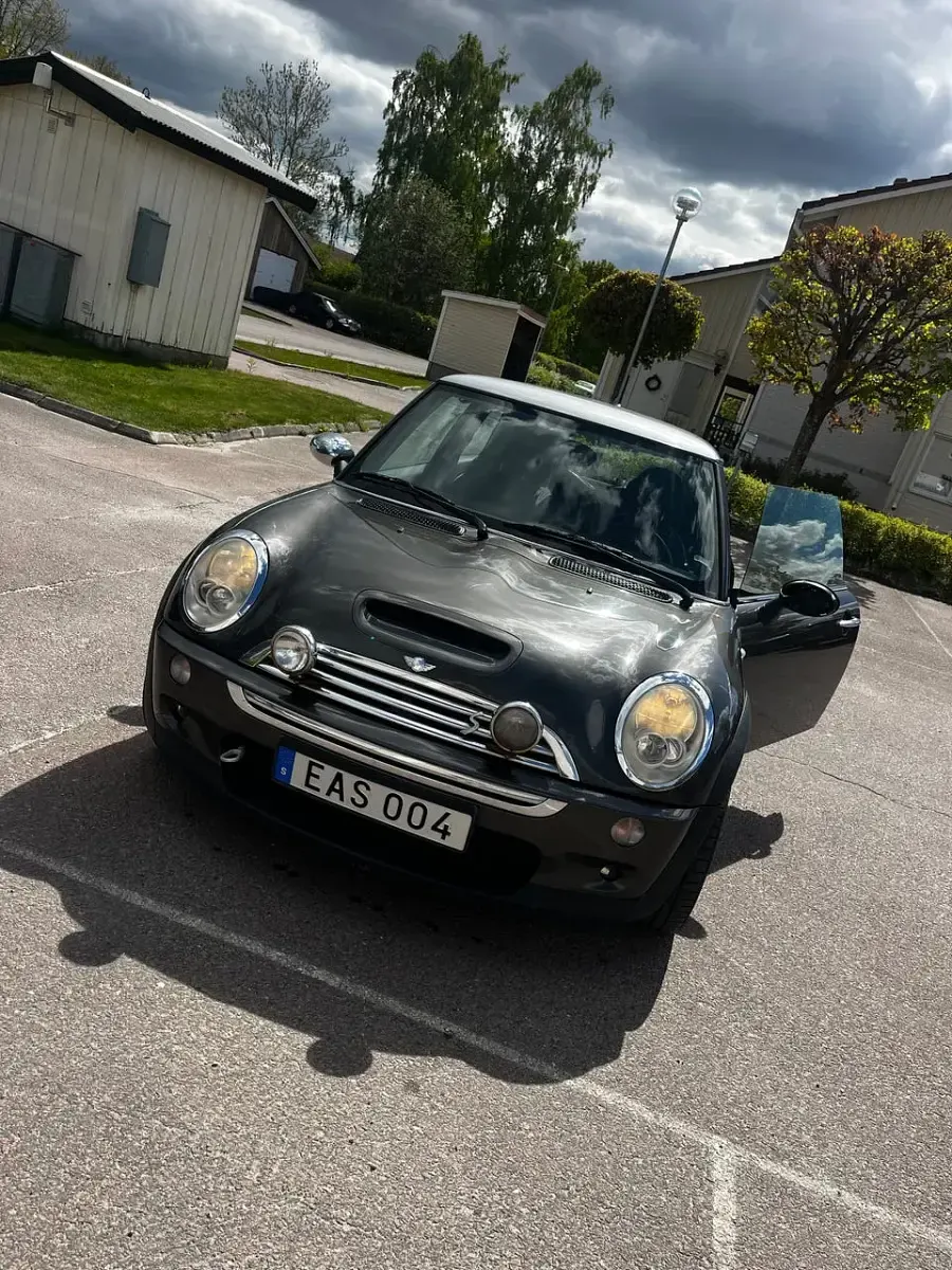 Begagnad Mini Cooper S 170 HK (2006) i Arvika - 29 900 kr | AutoUncle