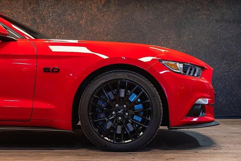 Begagnad 2017 Ford Mustang GT Convertible 421 HK Cab – Östergötland ...